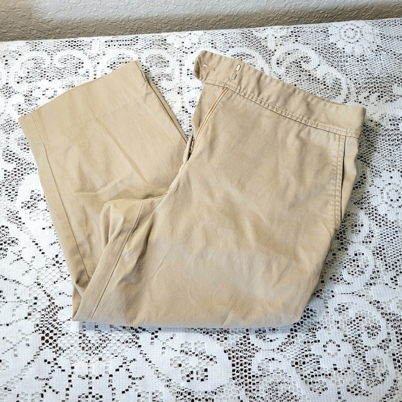 Talbots | Pants & Jumpsuits | Talbots Pedal Pusher Kaki Capris | Poshmark